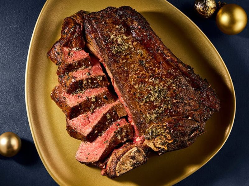 Morrisons Unwraps Festive 2025 Menu Starring Melt-in-the-Middle Stuffing